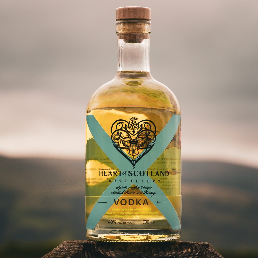 Heart of Scotland Scottish Apple Vodka | 40% ABV | 70cl - Heart of ...